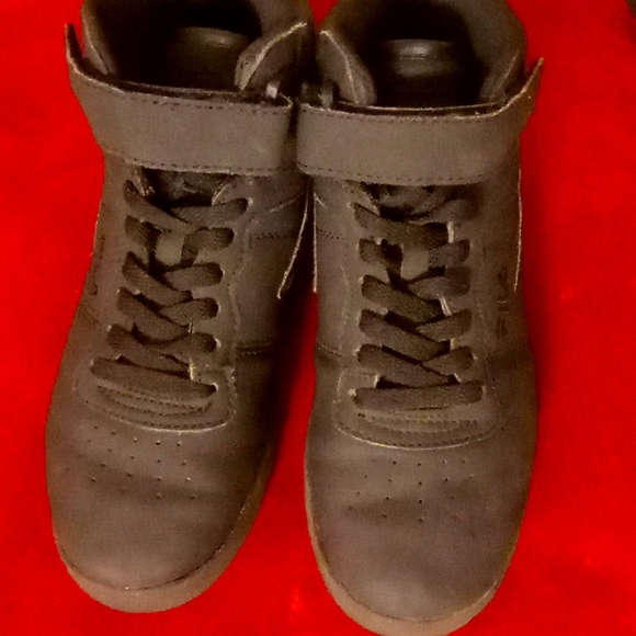 Fila | Shoes | The Brand Is Fila The Size Is Boys 5 In The Us And The ...